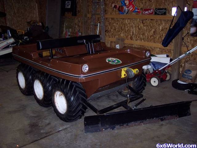 six_wheeler_front - Amphibious ATV Pictures